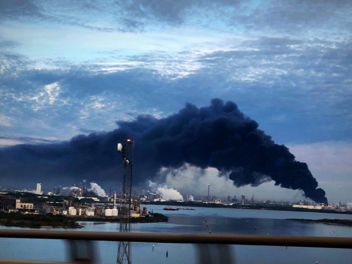 Houston petrochemical disaster stretches to sixth day, impacting key port