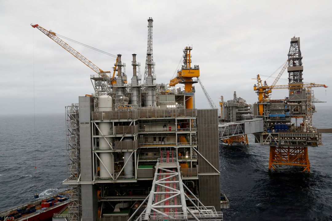 Norway expects jump in oil output and gas near record highs