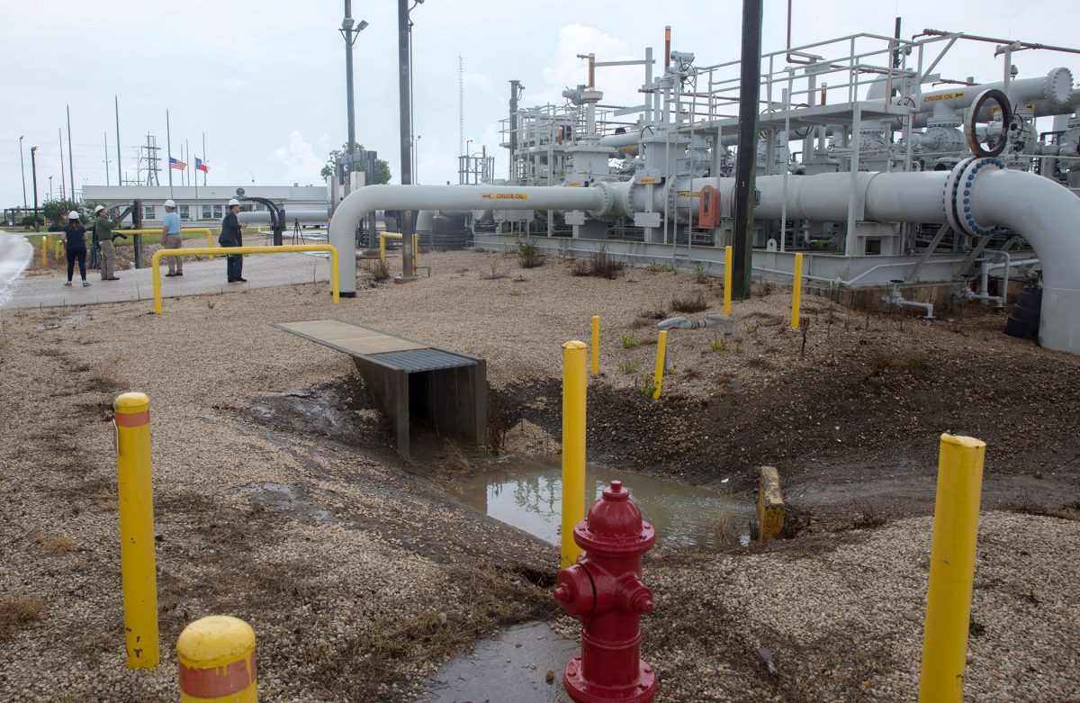US plans to buy 1.2m barrels of oil for Strategic Petroleum Reserve