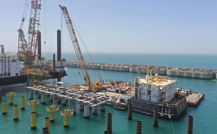Kosmos says Tortue LNG project start-up could slip into Q2 24