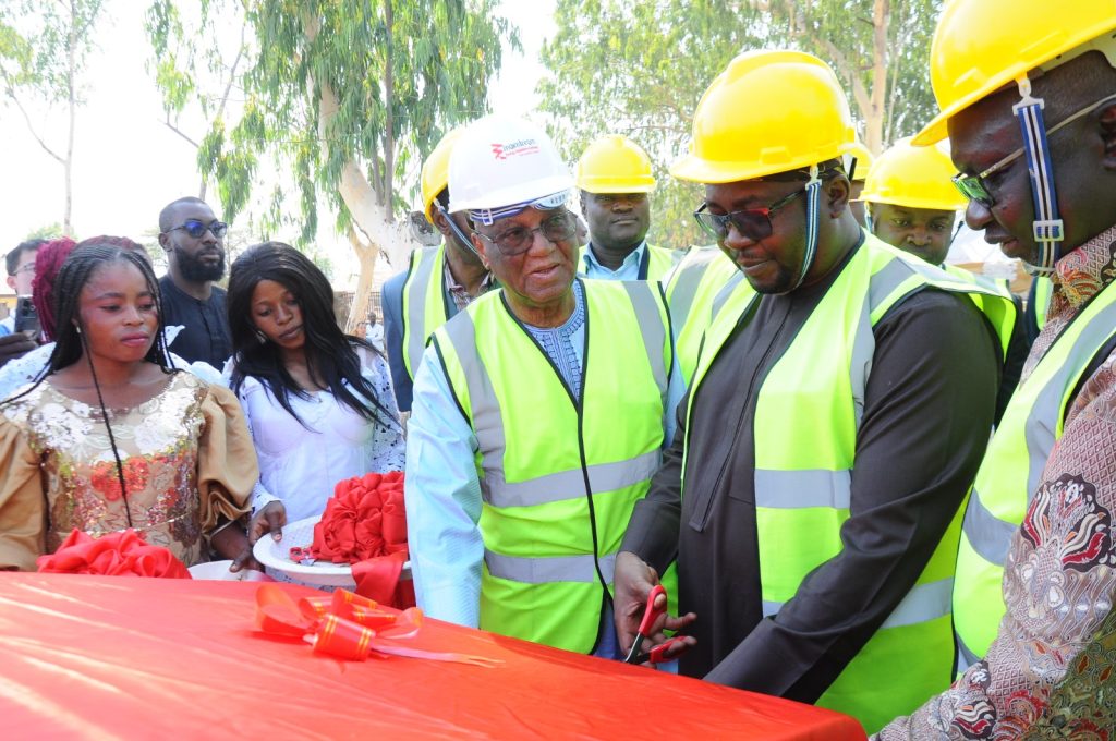 Govt commissions 300KWp solar pilot PV, BESS in Niger State