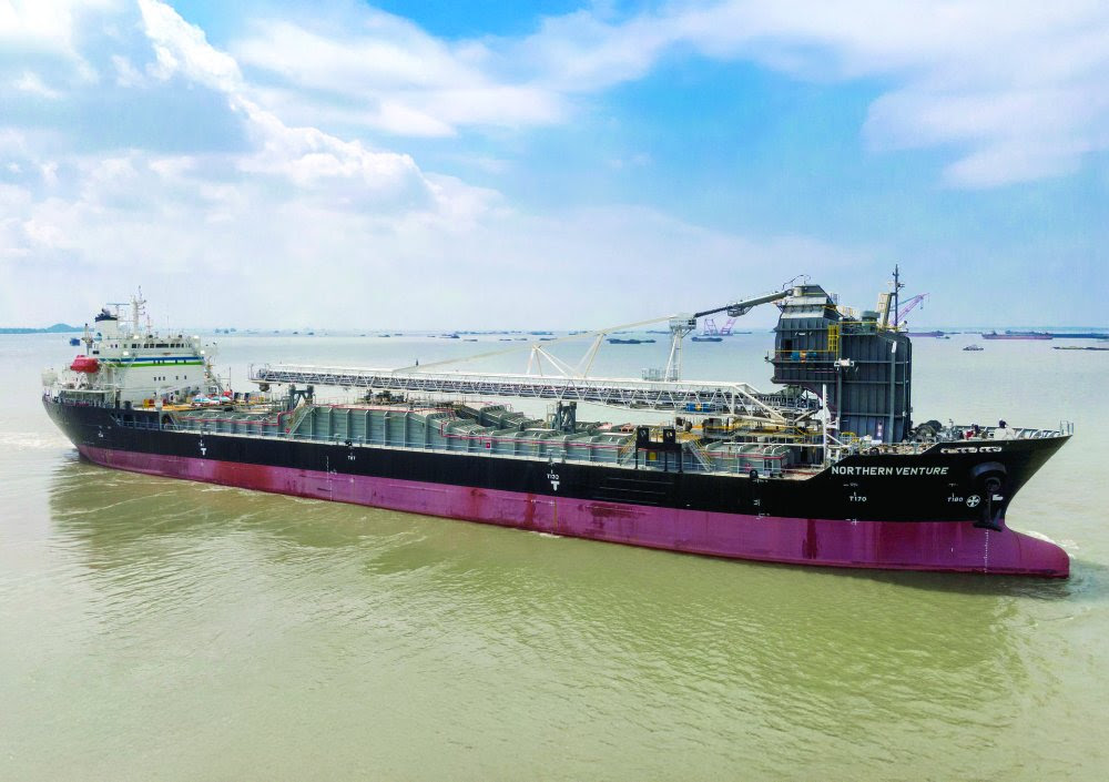 Thordon's water-lubricant shaft bearings selected for bulk carrier refit