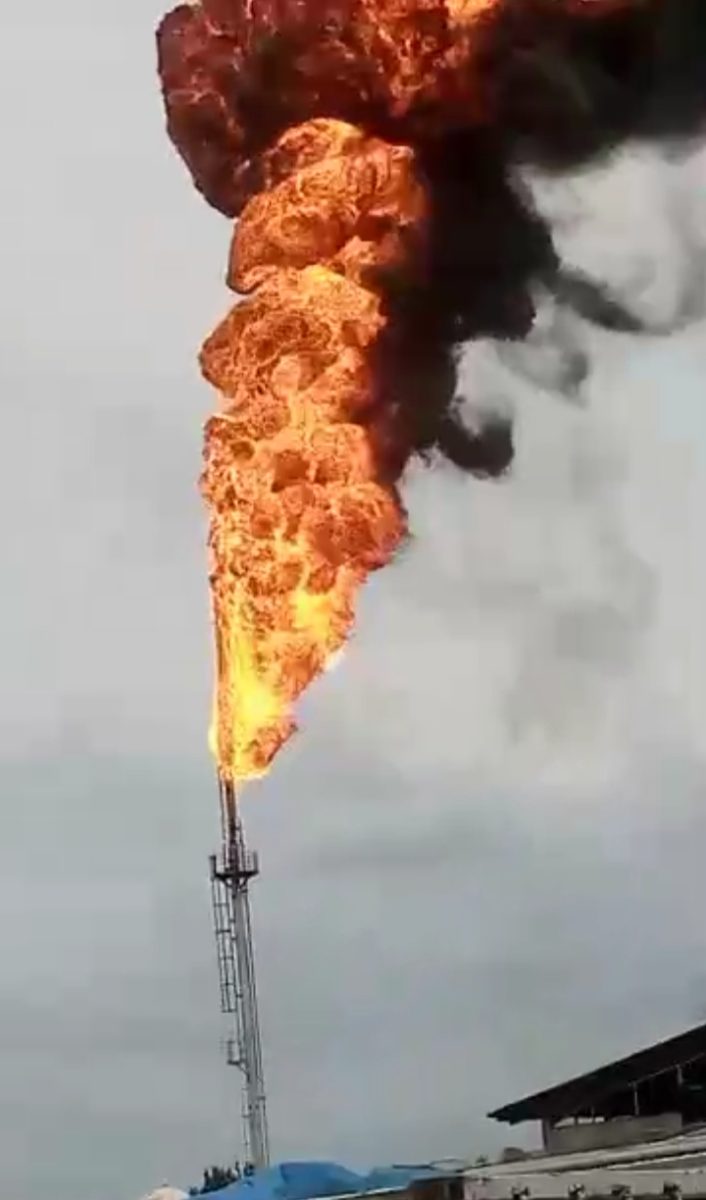 Intense flare at Port Harcourt Refinery sparks panic, NNPC denies explosion