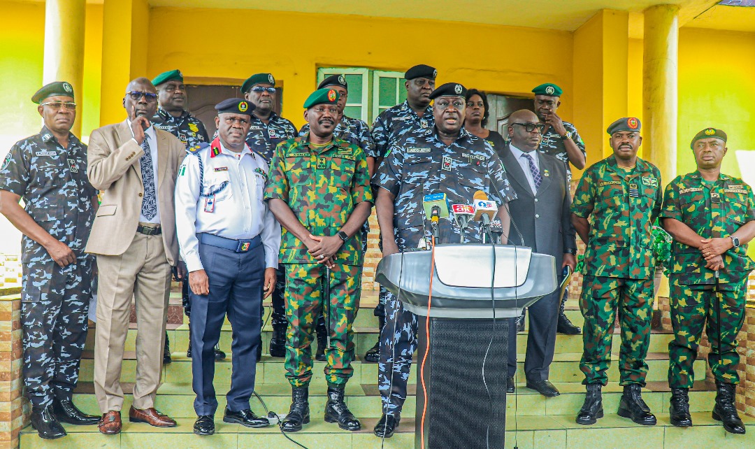 Police foils pipeline bombing, arrests kidnappers, oil thieves in Rivers