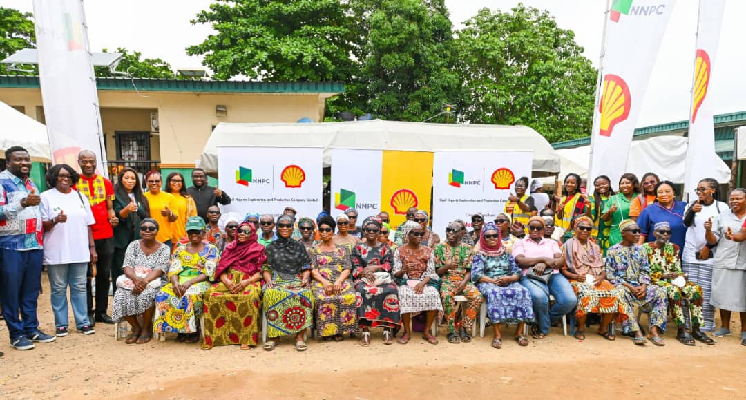 Sights restored as over 2,000 benefit from NNPC/Shell Vision First ...